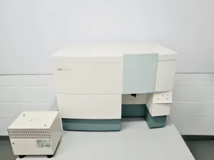 Beckton Dickson BD FACSCalibur Flow Cytometer with BD T | QP