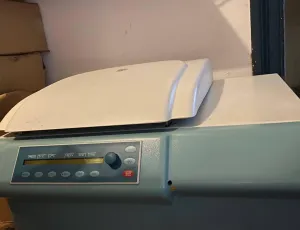 QP - Hettich Rotina 420R Refrigerated Centrifuge