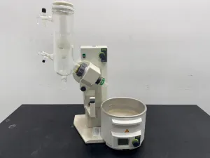Buchi R-210 Rotary Evaporator with Digital Bath Control | QP