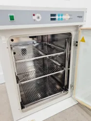 QP - Heraeus BB 16 Function Line CO2 Incubator Lab