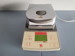 OHAUS MB35 Halogen Desiccant Moisture Analyzer | QP