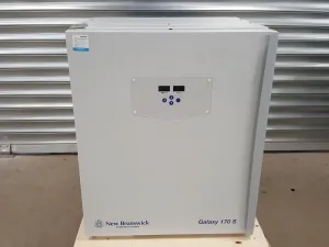 New Brunswick Galaxy 170 S CO2 Lab Incubator | QuestPair